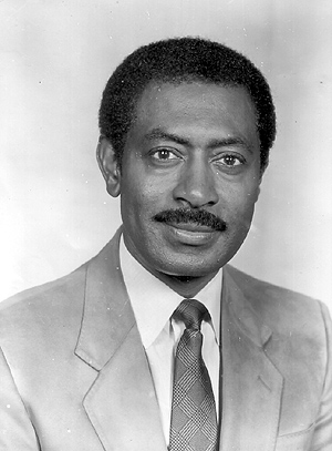 DR. ELWOOD DONALDSON ON ‘STRAIGHT TALK’ | Bahamaspress.com