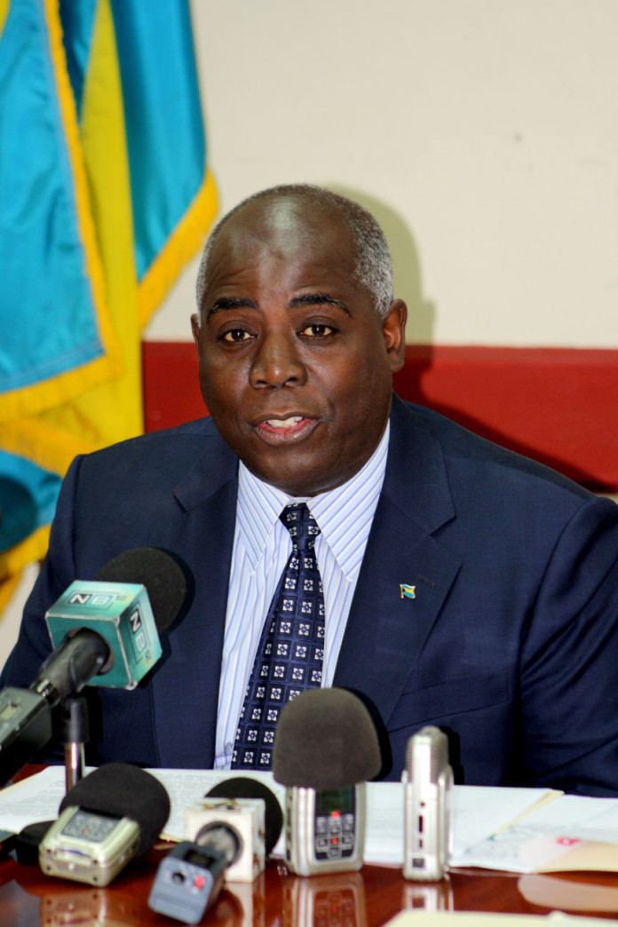 Davis Cites ‘Hypocrisy’ Of National Security Minister | Bahamaspress.com