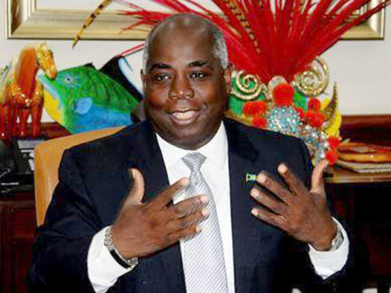 Holiday Greetings from Hon. Philip Brave Davis | Bahamaspress.com