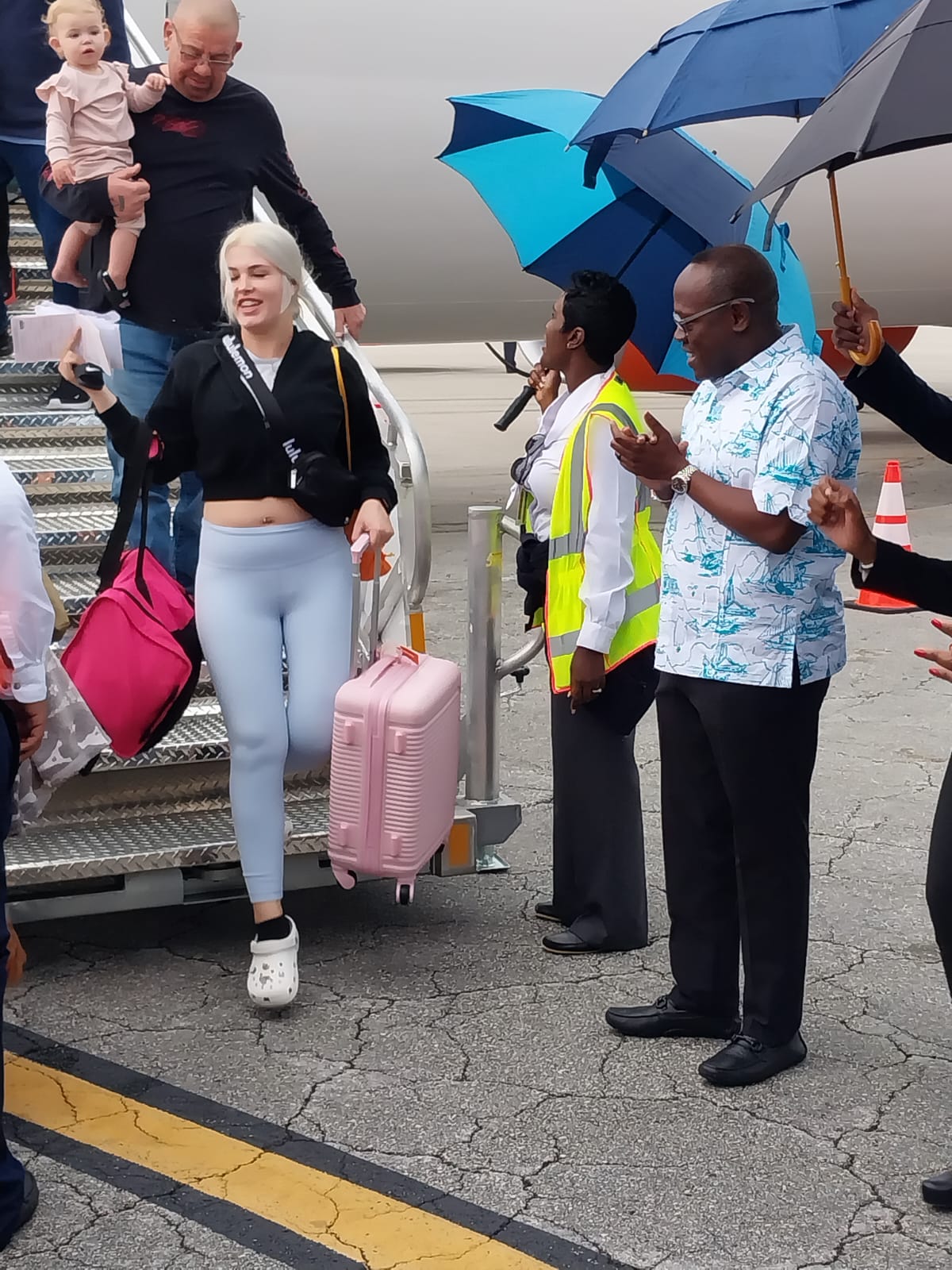 Grand Bahama is set for a Tourism BOOM! Sunwing is Back! | Bahamaspress.com
