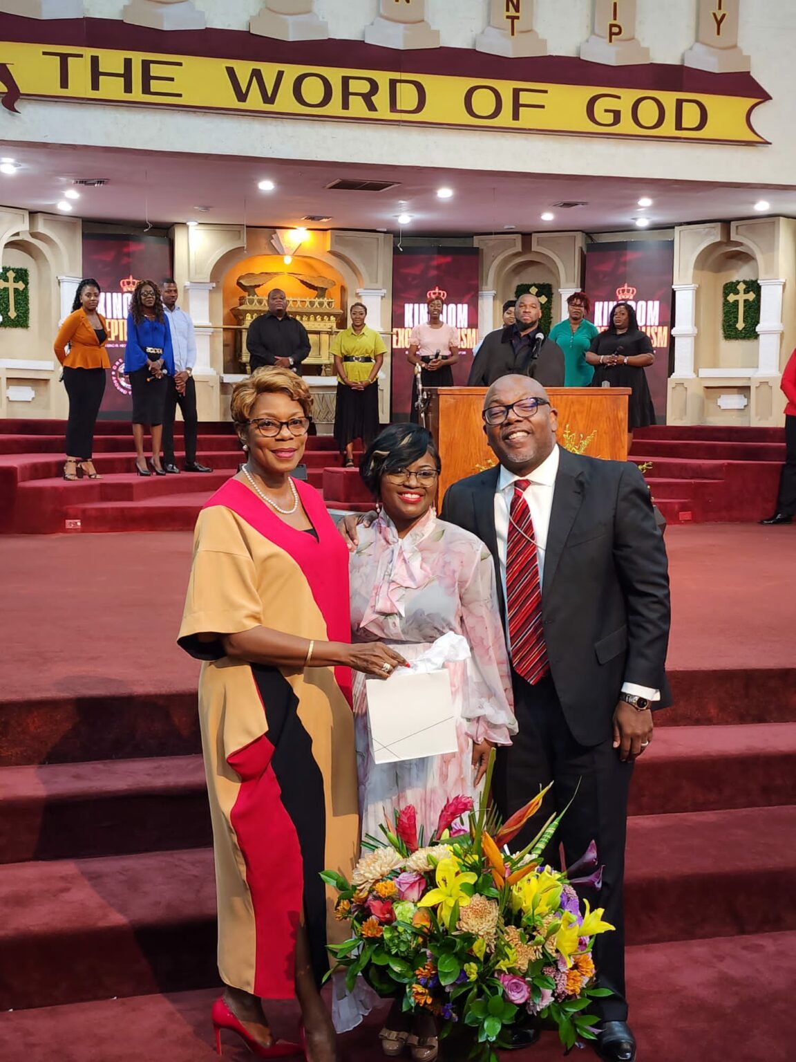 Bishop Neil and Patrice Ellis celebrate 40 years of marriage ...