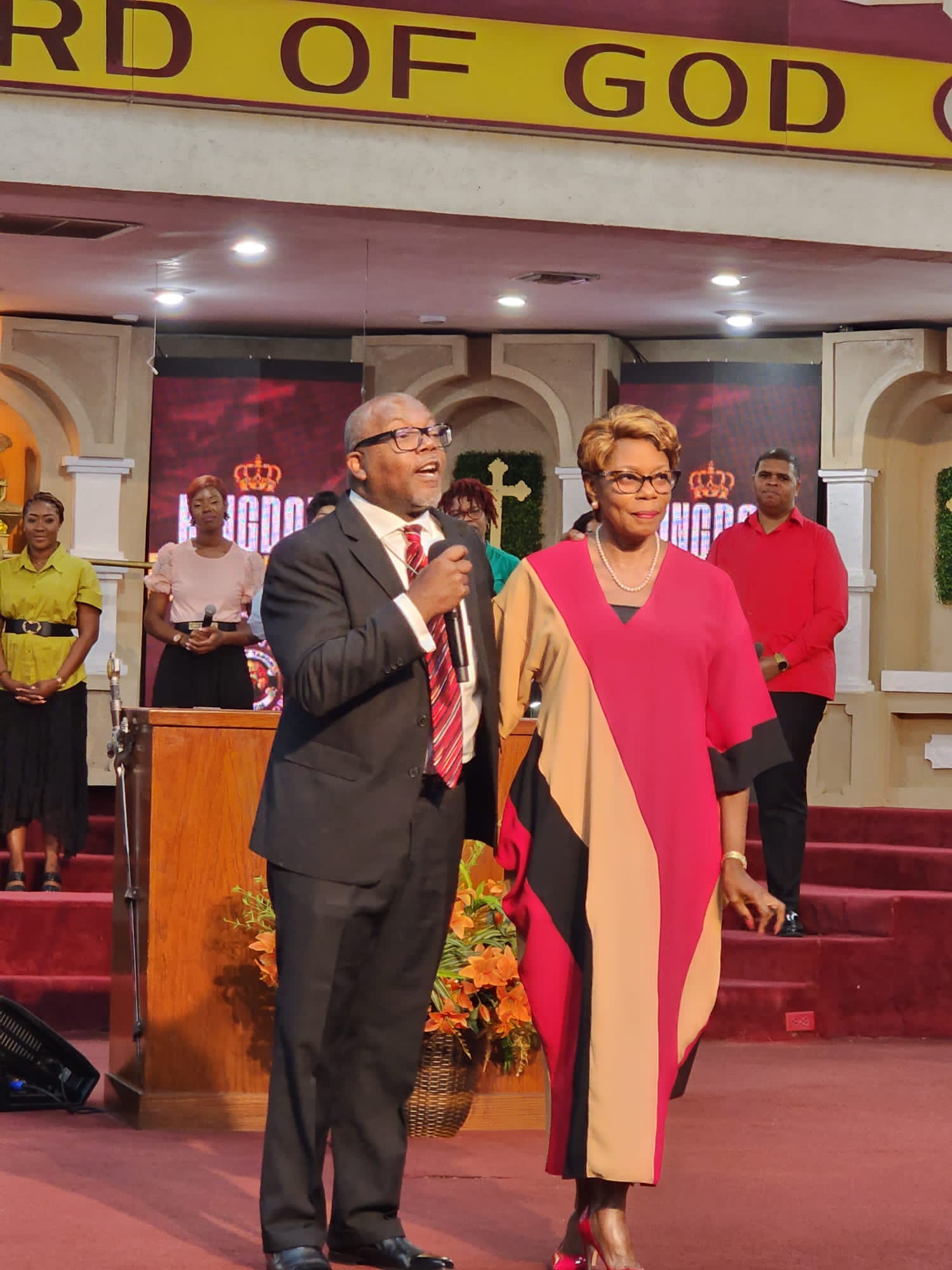 Bishop Neil and Patrice Ellis celebrate 40 years of marriage ...