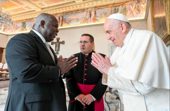 PM Philip Davis meets with Pope Francis at the Vatican | Bahamaspress.com