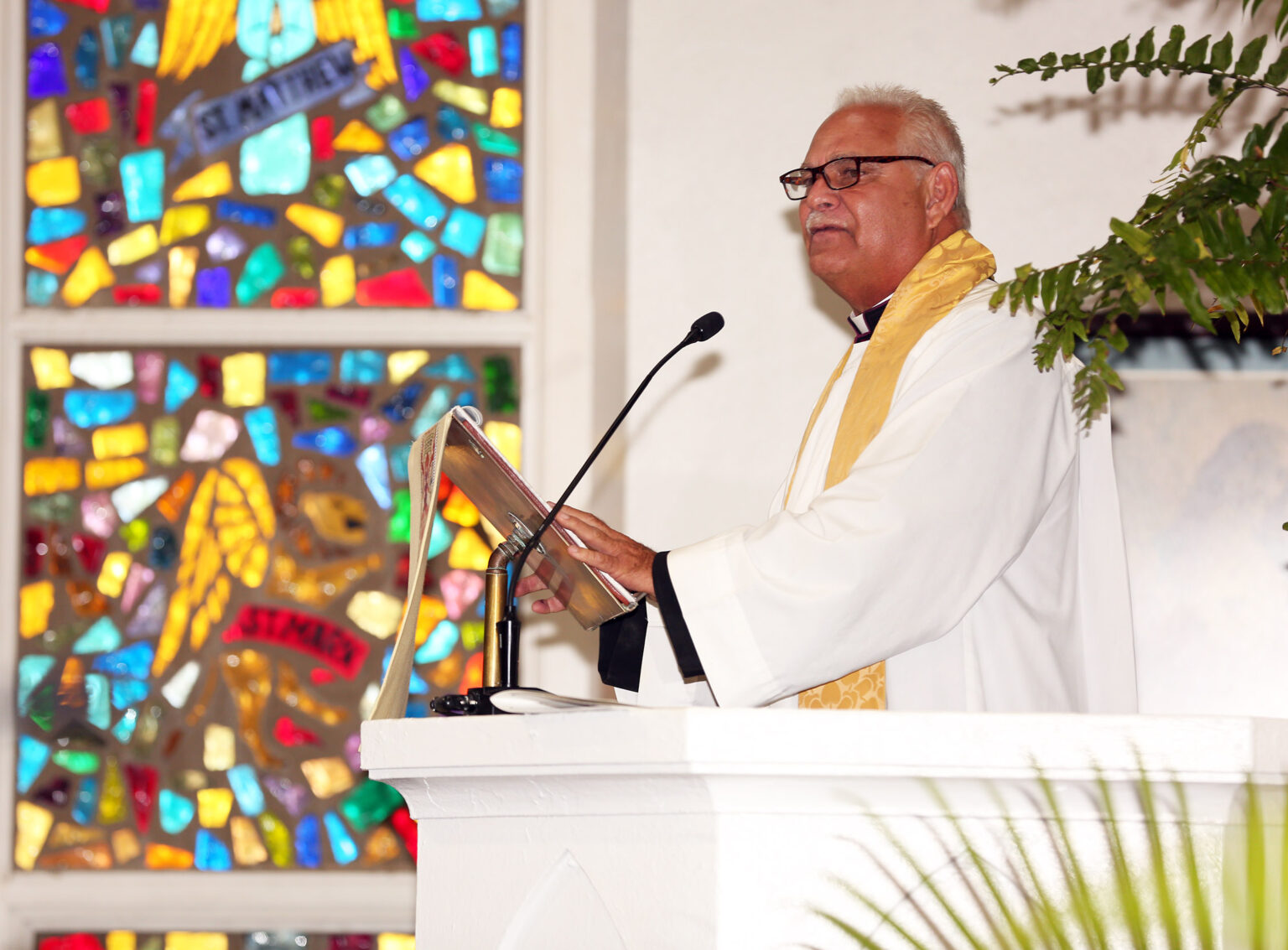 Former Deputy Speaker and Parliamentarian, the late Donald Saunders ...