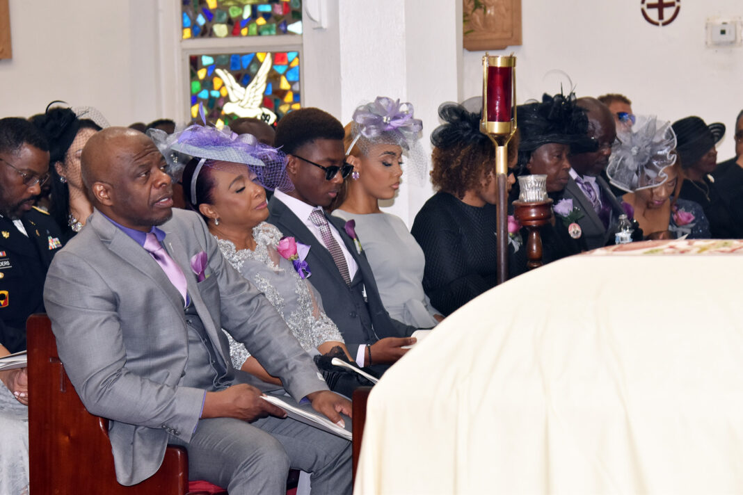 Former Deputy Speaker and Parliamentarian, the late Donald Saunders ...