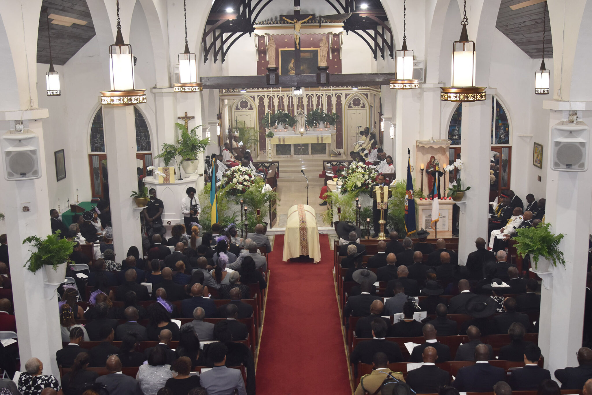 Former Deputy Speaker and Parliamentarian, the late Donald Saunders ...